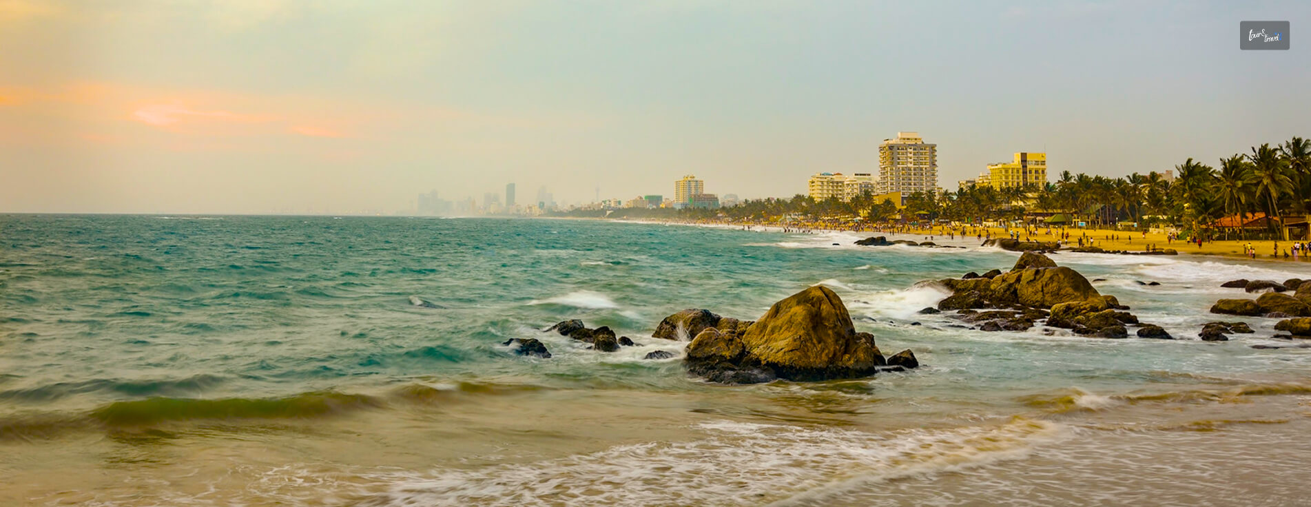 Mount Lavinia Beach: What Is It Famous For?
